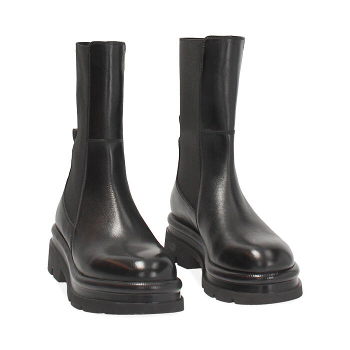 Beatles neri in vera pelle con gomma alta 4,6 cm - Primadonna Collection
