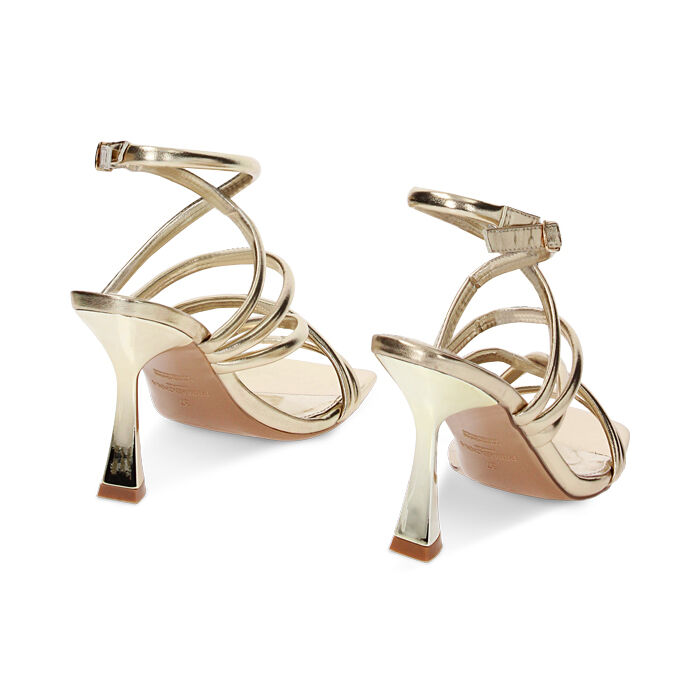 Sandalias de mujer con tacón dorado en laminado | Colección Primadonna ...