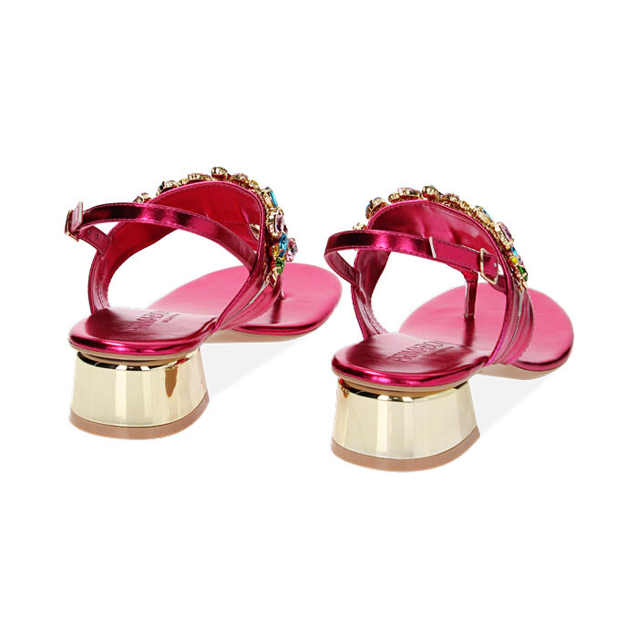 Sandalias de mujer con tacón fucsia en laminado con piedras ...